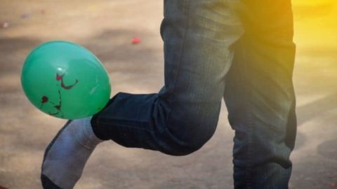 51 Fun Water Balloon Games (For Kids, Teens & Youths)