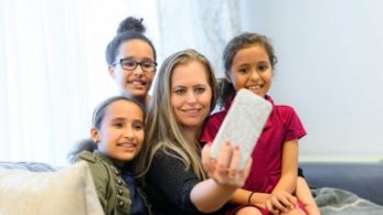 25 Fun Games To Play On FaceTime With Friends In 2024