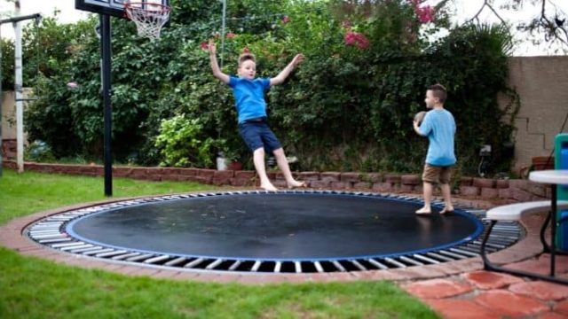 42 Fun Trampoline Games For Kids & Teens