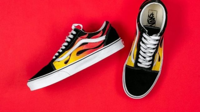 Vans VS Converse [2024 Ultimate Guide]