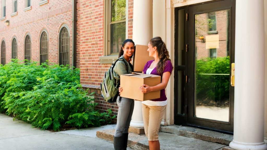 What Age Should You Move Out Of Your Parent s House 