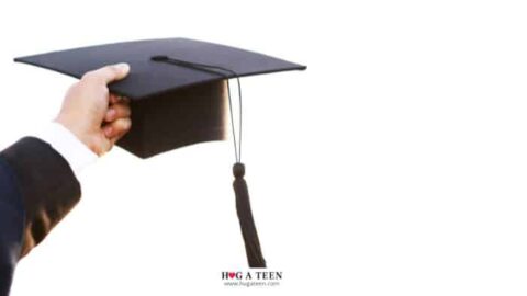 What Side Does The Tassel Go On? | Before & After Graduation