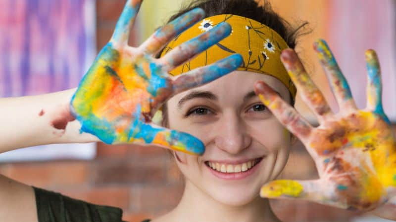 14 Creative Therapy Games And Activities For Teens & Tweens